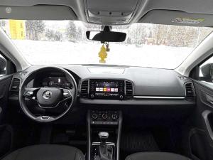 Grey Skoda Karoq 2023 in Kedainiai, with an engine capacity of 1.97 L and mileage of 133 thousand km for 23200 €, photo 9 on AUTOMOTO.COM.LV