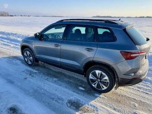 Pelēks Skoda Karoq 2023 Kauņa, ar dzinēja tilpumu 1.97 L un nobraukumu 128 tūkst. km par 23200 €, foto 3 vietnē AUTOMOTO.COM.LV