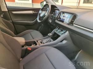 Серый Шкода Karoq 2023 в Елгава, объемом двигателя 2.00 л и пробегом 142 тыс. км за 21500 €, фото 14 на AUTOMOTO.COM.LV