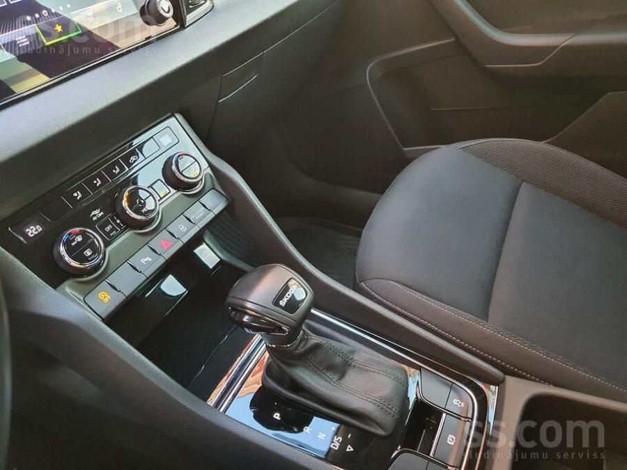 Серый Шкода Karoq 2023 в Елгава, объемом двигателя 2.00 л и пробегом 142 тыс. км за 21500 €, фото 17 на AUTOMOTO.COM.LV