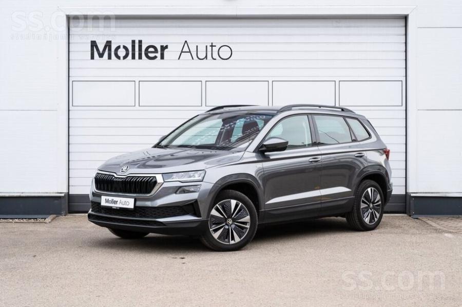Grey Skoda Karoq 2023 in Riga, with an engine capacity of 1.50 L and mileage of 143 thousand km for 21950 €, photo 1 on AUTOMOTO.COM.LV