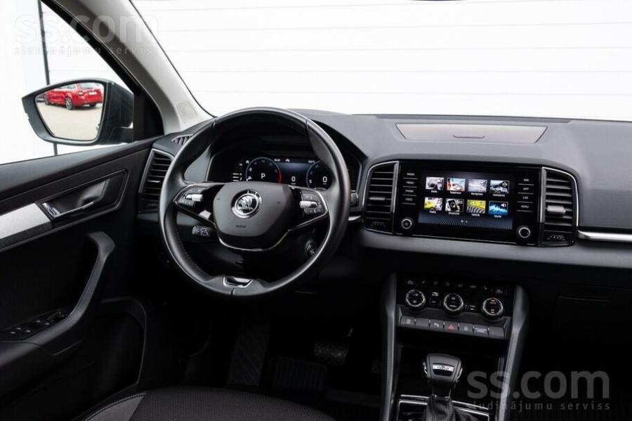 Grey Skoda Karoq 2023 in Riga, with an engine capacity of 1.50 L and mileage of 143 thousand km for 21950 €, photo 10 on AUTOMOTO.COM.LV