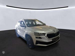 Grey Skoda Karoq 2023 in Kaunas, with an engine capacity of 1.97 L and mileage of 154 thousand km for 17900 €, photo 3 on AUTOMOTO.COM.LV