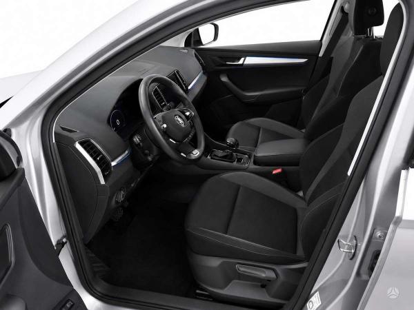 Grey Skoda Karoq 2023 in Kaunas, with an engine capacity of 1.97 L and mileage of 154 thousand km for 17900 €, photo 5 on AUTOMOTO.COM.LV