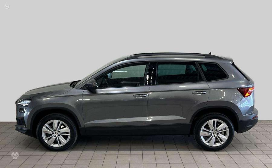 Pelēks Skoda Karoq 2023 Kauņa, ar dzinēja tilpumu 1.97 L un nobraukumu 83 tūkst. km par 22400 €, foto 3 vietnē AUTOMOTO.COM.LV