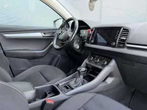 Grey Skoda Karoq 2023 in Siauliai, with an engine capacity of 1.97 L and mileage of 179 thousand km for 18200 €, photo 14 on AUTOMOTO.COM.LV