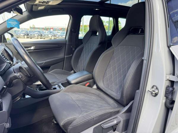 Grey Skoda Karoq 2023 in Kaunas, with an engine capacity of 1.50 L and mileage of 208 thousand km for 21900 €, photo 9 on AUTOMOTO.COM.LV