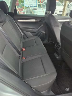 Grey Skoda Karoq 2023 in Taurage, with an engine capacity of 1.97 L and mileage of 201 thousand km for 14300 €, photo 12 on AUTOMOTO.COM.LV