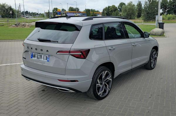 Pelēks Skoda Karoq 2023 Tauragė, ar dzinēja tilpumu 1.97 L un nobraukumu 260 tūkst. km par 16999 €, foto 4 vietnē AUTOMOTO.COM.LV