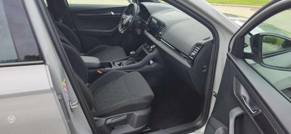 Pelēks Skoda Karoq 2023 Tauragė, ar dzinēja tilpumu 1.97 L un nobraukumu 260 tūkst. km par 16999 €, foto 10 vietnē AUTOMOTO.COM.LV