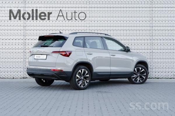 Pelēks Skoda Karoq 2023 Rīga, ar dzinēja tilpumu 2.00 L un nobraukumu 144 tūkst. km par 23650 €, foto 4 vietnē AUTOMOTO.COM.LV