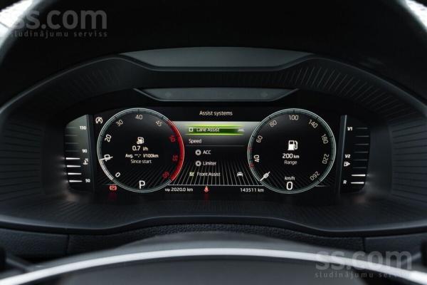 Pelēks Skoda Karoq 2023 Rīga, ar dzinēja tilpumu 2.00 L un nobraukumu 144 tūkst. km par 23650 €, foto 10 vietnē AUTOMOTO.COM.LV
