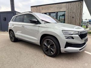 Серый Шкода Karoq 2023 в Вильнюс, объемом двигателя 1.97 л и пробегом 175 тыс. км за 22700 €, фото 4 на AUTOMOTO.COM.LV