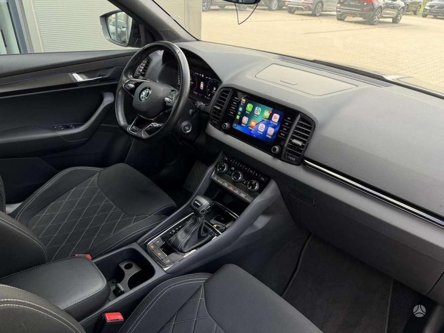 Pelēks Skoda Karoq 2023 Šauļi, ar dzinēja tilpumu 1.50 L un nobraukumu 200 tūkst. km par 22990 €, foto 17 vietnē AUTOMOTO.COM.LV