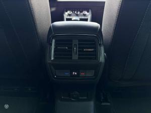 Pelēks Skoda Karoq 2023 Šauļi, ar dzinēja tilpumu 1.50 L un nobraukumu 200 tūkst. km par 22990 €, foto 20 vietnē AUTOMOTO.COM.LV