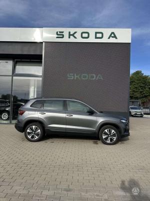 Grey Skoda Karoq 2023 in Klaipeda, with an engine capacity of 1.97 L and mileage of 167 thousand km for 18800 €, photo  on AUTOMOTO.COM.LV