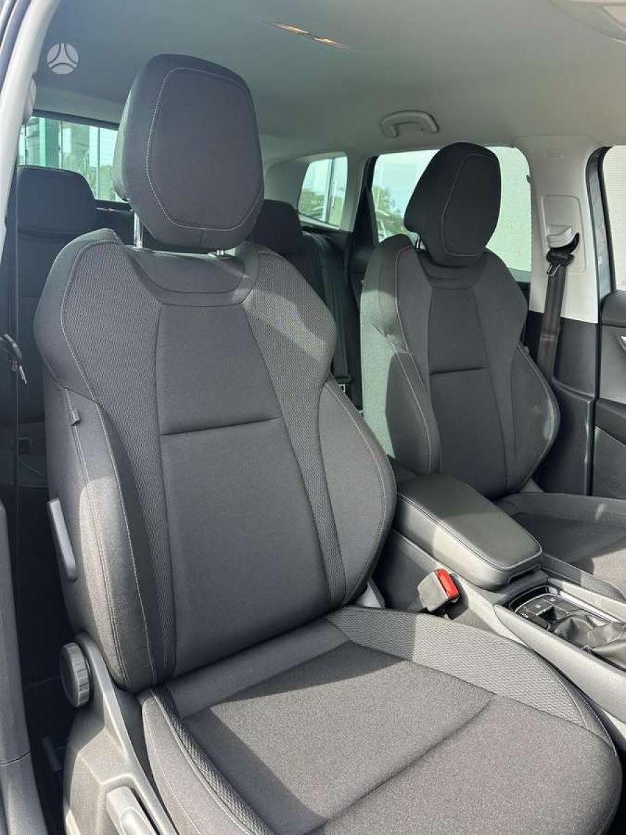 Grey Skoda Karoq 2023 in Klaipeda, with an engine capacity of 1.97 L and mileage of 167 thousand km for 18800 €, photo 10 on AUTOMOTO.COM.LV