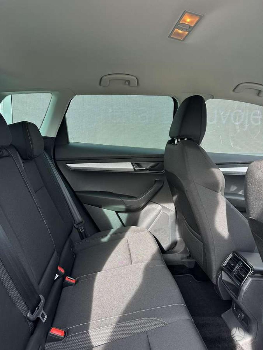Grey Skoda Karoq 2023 in Klaipeda, with an engine capacity of 1.97 L and mileage of 167 thousand km for 18800 €, photo 13 on AUTOMOTO.COM.LV