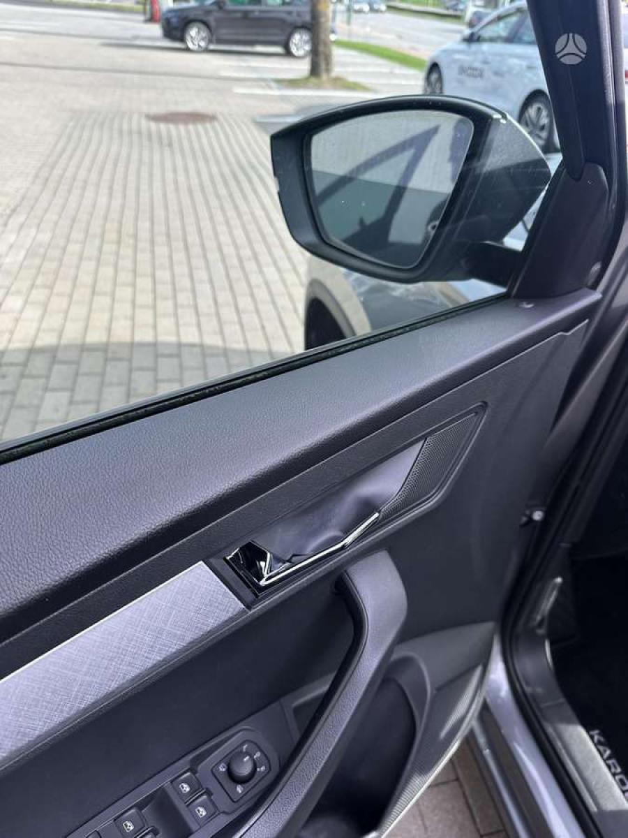 Grey Skoda Karoq 2023 in Klaipeda, with an engine capacity of 1.97 L and mileage of 167 thousand km for 18800 €, photo 15 on AUTOMOTO.COM.LV