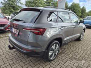 Pelēks Skoda Karoq 2023 Liepāja, ar dzinēja tilpumu 1.50 L un nobraukumu 93 tūkst. km par 20990 €, foto 8 vietnē AUTOMOTO.COM.LV