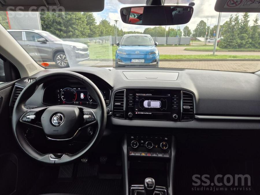 Pelēks Skoda Karoq 2023 Liepāja, ar dzinēja tilpumu 1.50 L un nobraukumu 93 tūkst. km par 20990 €, foto 10 vietnē AUTOMOTO.COM.LV