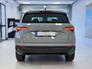 Grey Skoda Karoq 2023 in Kaunas, with an engine capacity of 1.50 L and mileage of 172 thousand km for 20200 €, photo 6 on AUTOMOTO.COM.LV