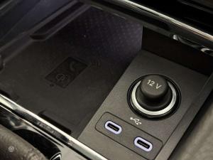 Grey Skoda Karoq 2023 in Kaunas, with an engine capacity of 1.50 L and mileage of 172 thousand km for 20200 €, photo 16 on AUTOMOTO.COM.LV