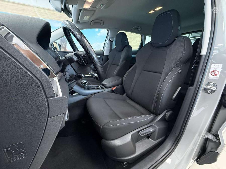 Grey Skoda Karoq 2023 in Kaunas, with an engine capacity of 1.50 L and mileage of 172 thousand km for 20200 €, photo 23 on AUTOMOTO.COM.LV