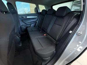 Grey Skoda Karoq 2023 in Kaunas, with an engine capacity of 1.50 L and mileage of 172 thousand km for 20200 €, photo 25 on AUTOMOTO.COM.LV