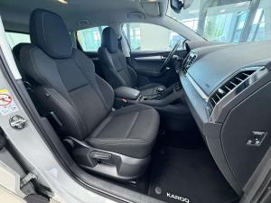 Grey Skoda Karoq 2023 in Kaunas, with an engine capacity of 1.50 L and mileage of 172 thousand km for 20200 €, photo 28 on AUTOMOTO.COM.LV
