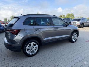 Pelēks Skoda Karoq 2023 Šauļi, ar dzinēja tilpumu 1.50 L un nobraukumu 188 tūkst. km par 16928 €, foto 8 vietnē AUTOMOTO.COM.LV