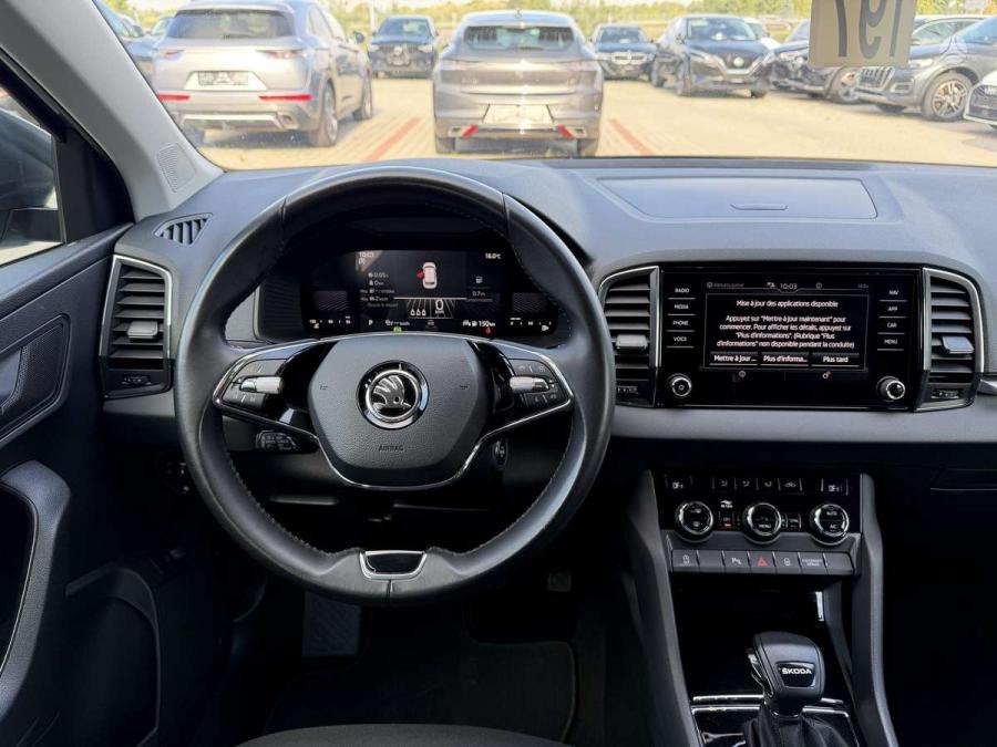 Pelēks Skoda Karoq 2023 Šauļi, ar dzinēja tilpumu 1.50 L un nobraukumu 188 tūkst. km par 16928 €, foto 17 vietnē AUTOMOTO.COM.LV