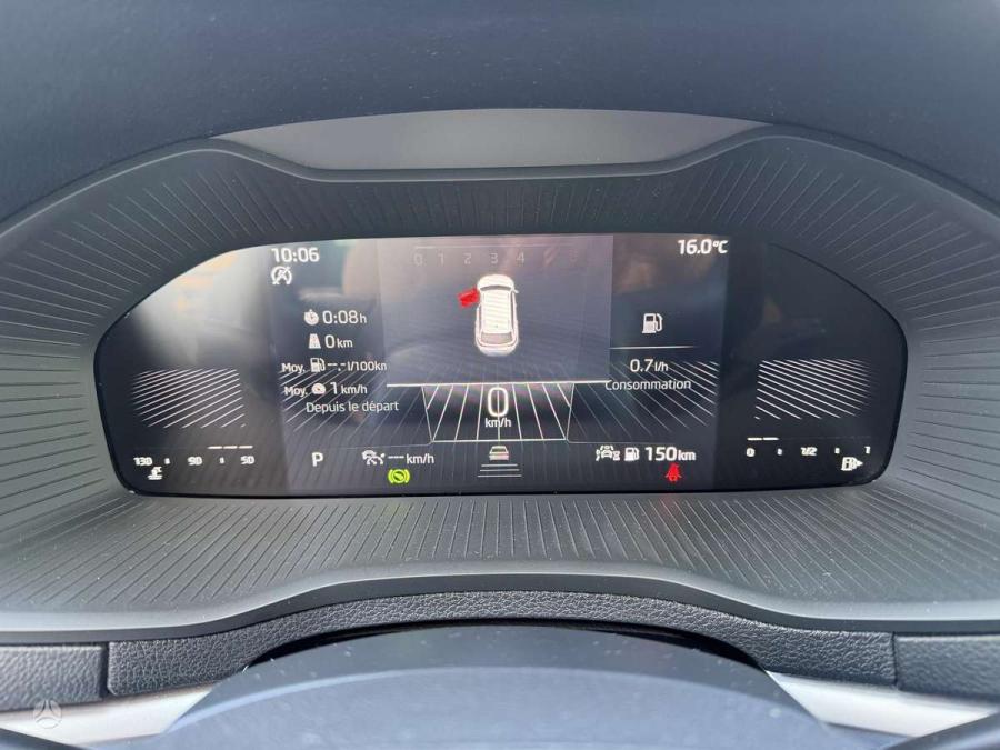 Pelēks Skoda Karoq 2023 Šauļi, ar dzinēja tilpumu 1.50 L un nobraukumu 188 tūkst. km par 16928 €, foto 20 vietnē AUTOMOTO.COM.LV