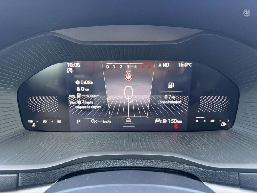 Pelēks Skoda Karoq 2023 Šauļi, ar dzinēja tilpumu 1.50 L un nobraukumu 188 tūkst. km par 16928 €, foto 21 vietnē AUTOMOTO.COM.LV