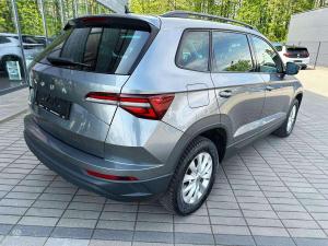 Pelēks Skoda Karoq 2023 Kauņa, ar dzinēja tilpumu 1.50 L un nobraukumu 218 tūkst. km par 17900 €, foto 5 vietnē AUTOMOTO.COM.LV