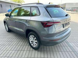 Pelēks Skoda Karoq 2023 Kauņa, ar dzinēja tilpumu 1.50 L un nobraukumu 218 tūkst. km par 17900 €, foto 6 vietnē AUTOMOTO.COM.LV