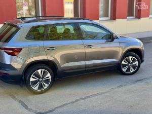 Grey Skoda Karoq 2023 in Vilnius, with an engine capacity of 2.00 L and mileage of 139 thousand km for 18300 €, photo 5 on AUTOMOTO.COM.LV