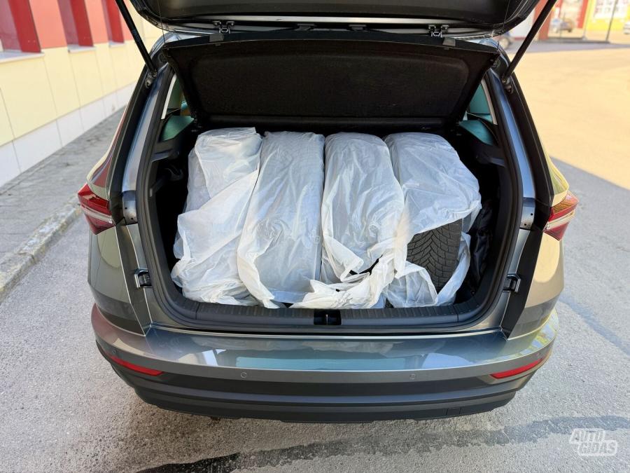 Grey Skoda Karoq 2023 in Vilnius, with an engine capacity of 2.00 L and mileage of 139 thousand km for 18300 €, photo 13 on AUTOMOTO.COM.LV