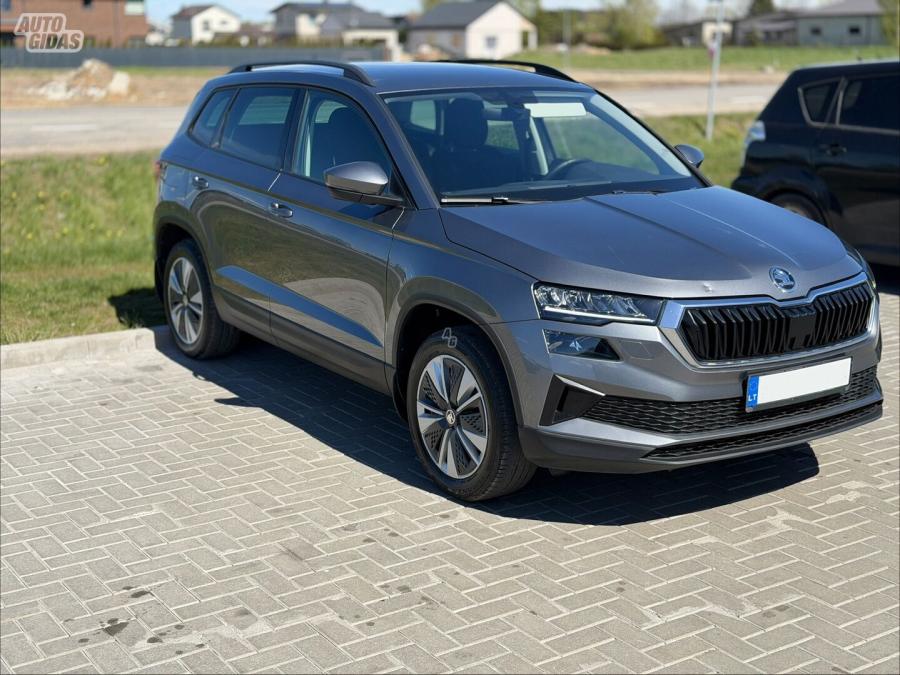Grey Skoda Karoq 2023 in Vilnius, with an engine capacity of 2.00 L and mileage of 119 thousand km for 18600 €, photo 3 on AUTOMOTO.COM.LV
