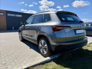 Grey Skoda Karoq 2023 in Vilnius, with an engine capacity of 2.00 L and mileage of 119 thousand km for 18600 €, photo 7 on AUTOMOTO.COM.LV