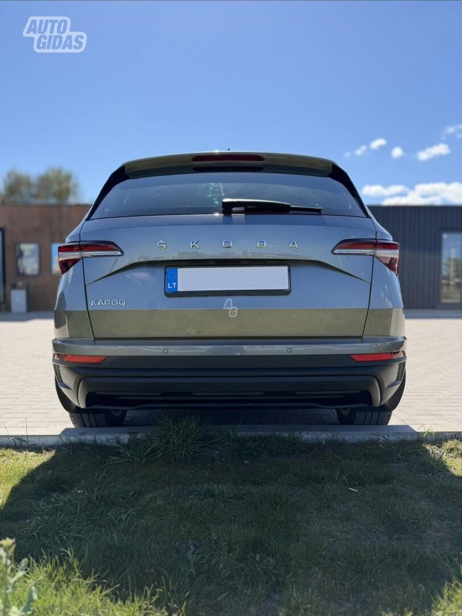 Grey Skoda Karoq 2023 in Vilnius, with an engine capacity of 2.00 L and mileage of 119 thousand km for 18600 €, photo 8 on AUTOMOTO.COM.LV
