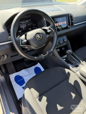 Grey Skoda Karoq 2023 in Vilnius, with an engine capacity of 2.00 L and mileage of 119 thousand km for 18600 €, photo 18 on AUTOMOTO.COM.LV