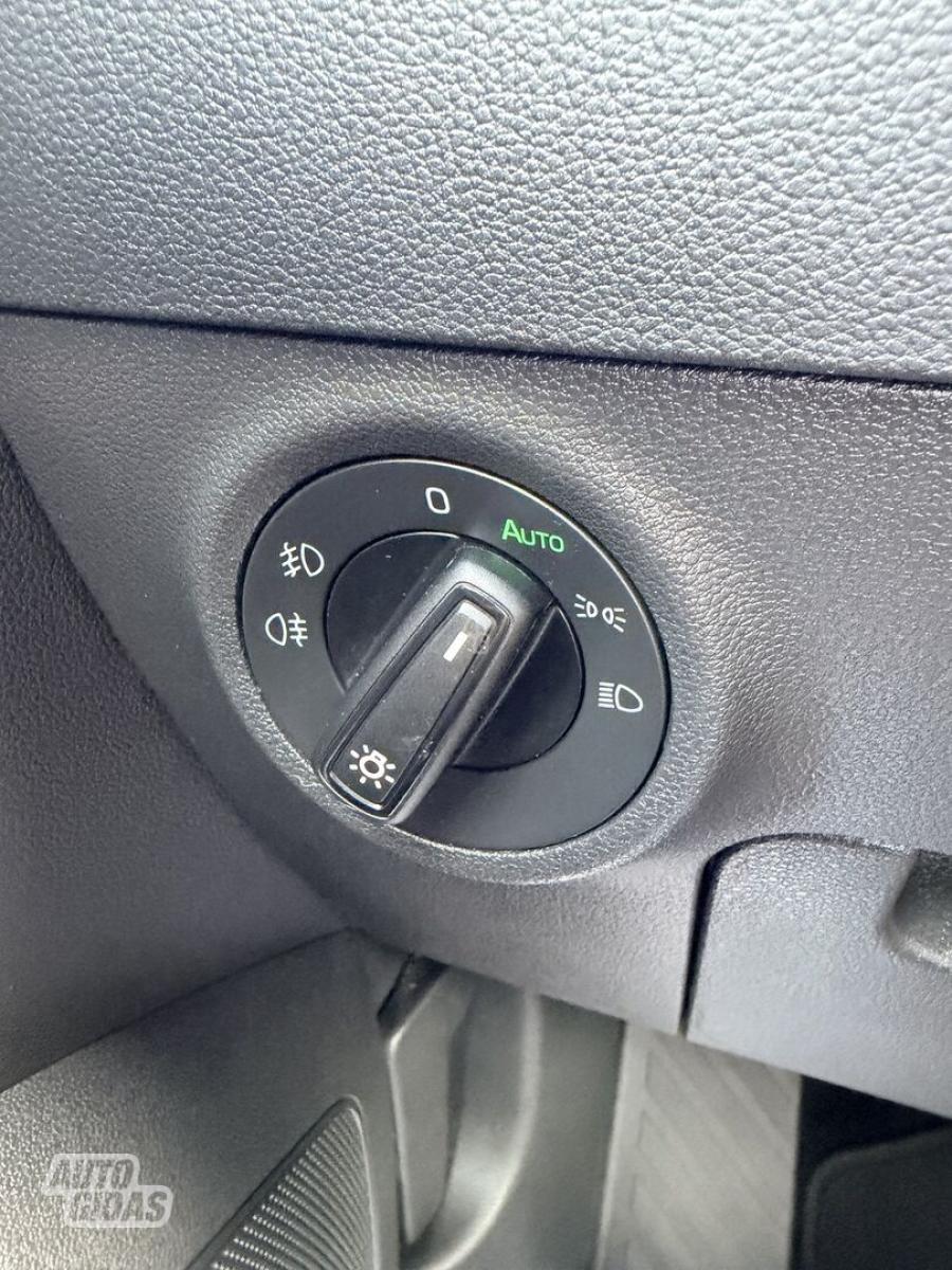 Pelēks Skoda Karoq 2023 Viļņa, ar dzinēja tilpumu 2.00 L un nobraukumu 102 tūkst. km par 18900 €, foto 21 vietnē AUTOMOTO.COM.LV