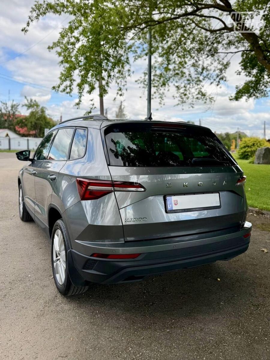Grey Skoda Karoq 2023 in Vilnius, with an engine capacity of 2.00 L and mileage of 155 thousand km for 18500 €, photo 7 on AUTOMOTO.COM.LV
