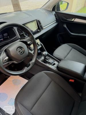 Grey Skoda Karoq 2023 in Vilnius, with an engine capacity of 2.00 L and mileage of 119 thousand km for 18200 €, photo 11 on AUTOMOTO.COM.LV