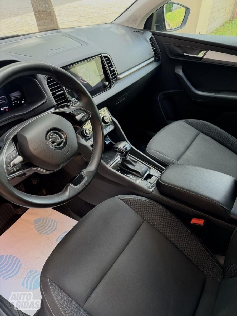 Grey Skoda Karoq 2023 in Vilnius, with an engine capacity of 2.00 L and mileage of 119 thousand km for 18200 €, photo 11 on AUTOMOTO.COM.LV