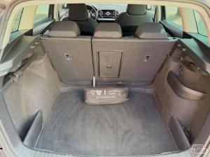 Grey Skoda Karoq 2023 in Vilnius, with an engine capacity of 2.00 L and mileage of 119 thousand km for 18200 €, photo 13 on AUTOMOTO.COM.LV