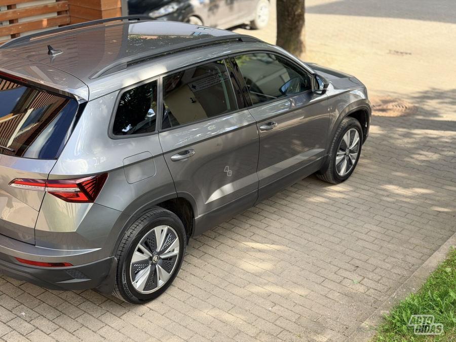 Grey Skoda Karoq 2023 in Vilnius, with an engine capacity of 2.00 L and mileage of 119 thousand km for 18200 €, photo 14 on AUTOMOTO.COM.LV