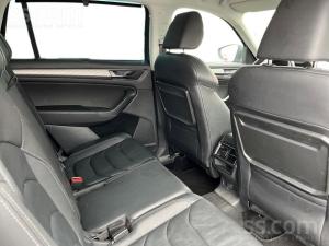 Grey Skoda Karoq 2023 in Riga, with an engine capacity of 1.50 L and mileage of 93 thousand km for 26700 €, photo 8 on AUTOMOTO.COM.LV