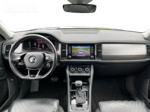 Grey Skoda Karoq 2023 in Riga, with an engine capacity of 1.50 L and mileage of 93 thousand km for 26700 €, photo 9 on AUTOMOTO.COM.LV